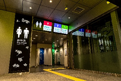 パブリックトイレの清掃・メンテナンス業務をDX刷新する「LIXIL Toilet Cloud」 IoT対応の衛生器具を新たにラインアップし、機能が大幅アップグレード｜Newsroom｜LIXIL