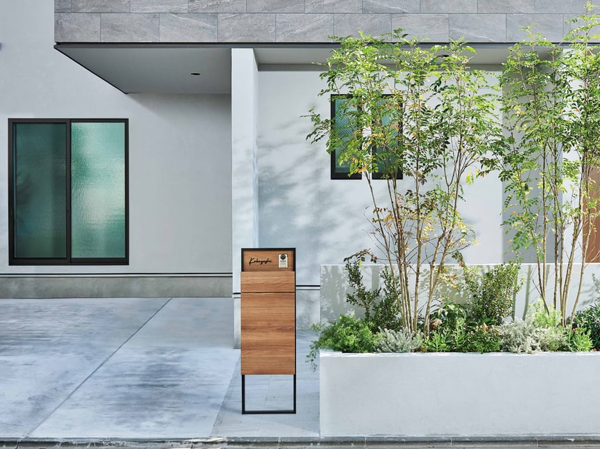 再配達の削減につながるファサード商材「機能門柱FF」「機能門柱FK」「エクスポストKN・宅配ボックスKN」「機能門柱FT」を発売｜Newsroom｜LIXIL